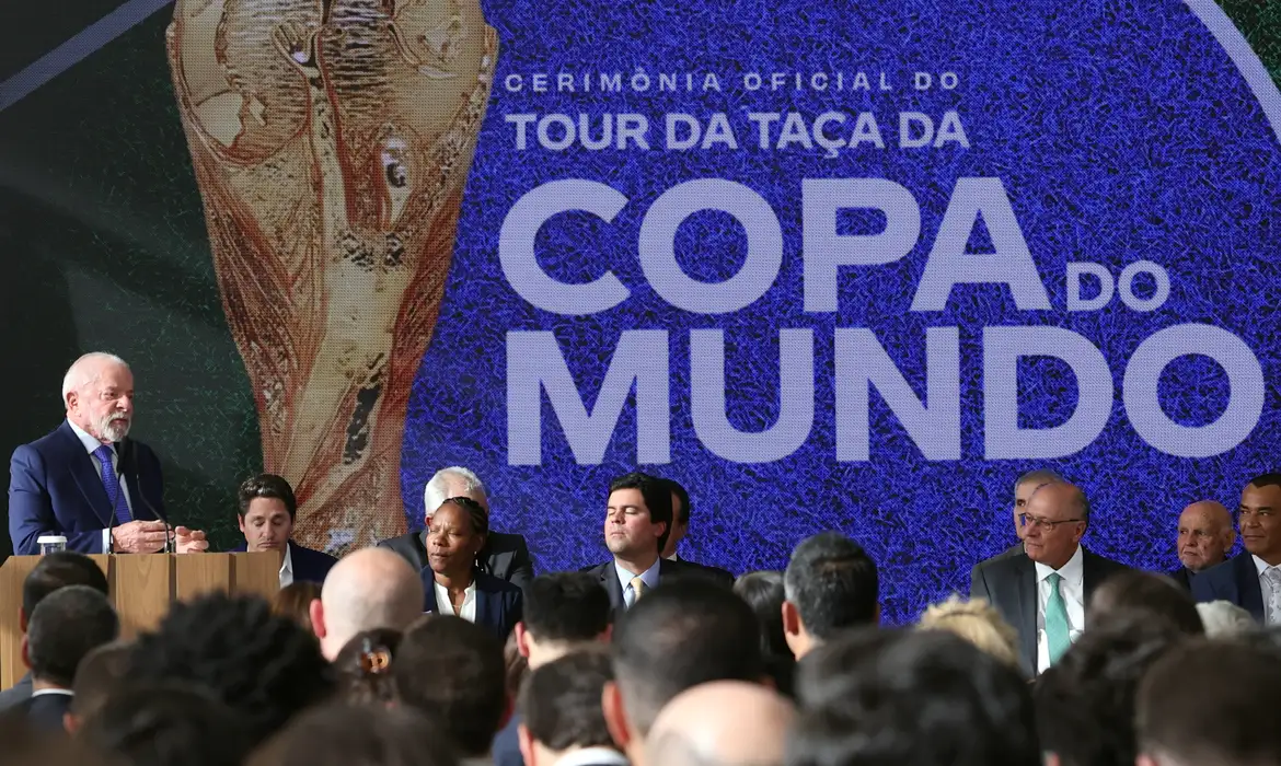Lula sanciona lei da Copa do Mundo Feminina